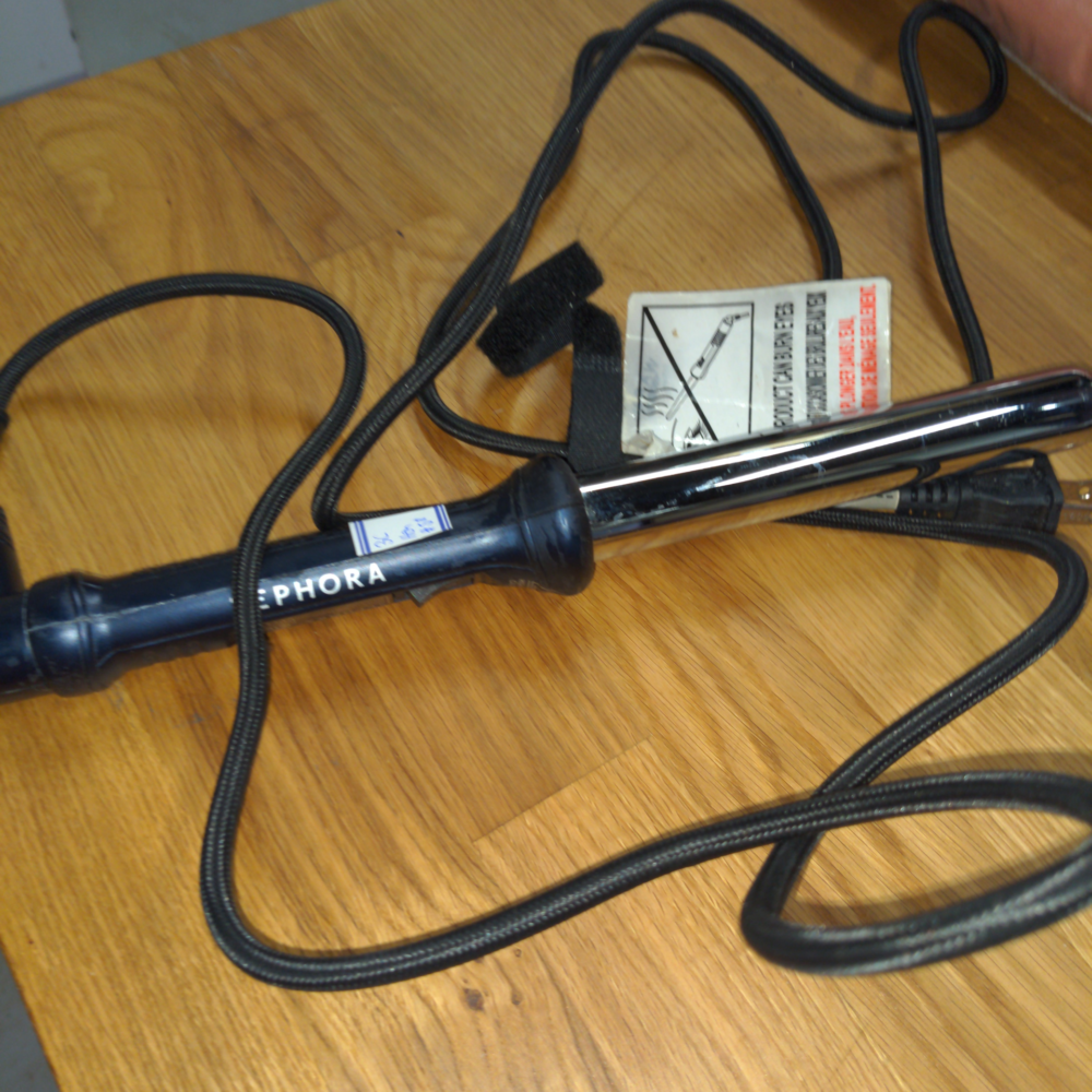 Sephora Curling Iron - Golden Eagle Auction